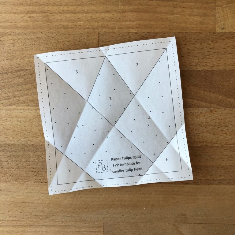 Paper Tulips: How to piece your FPP tulip heads