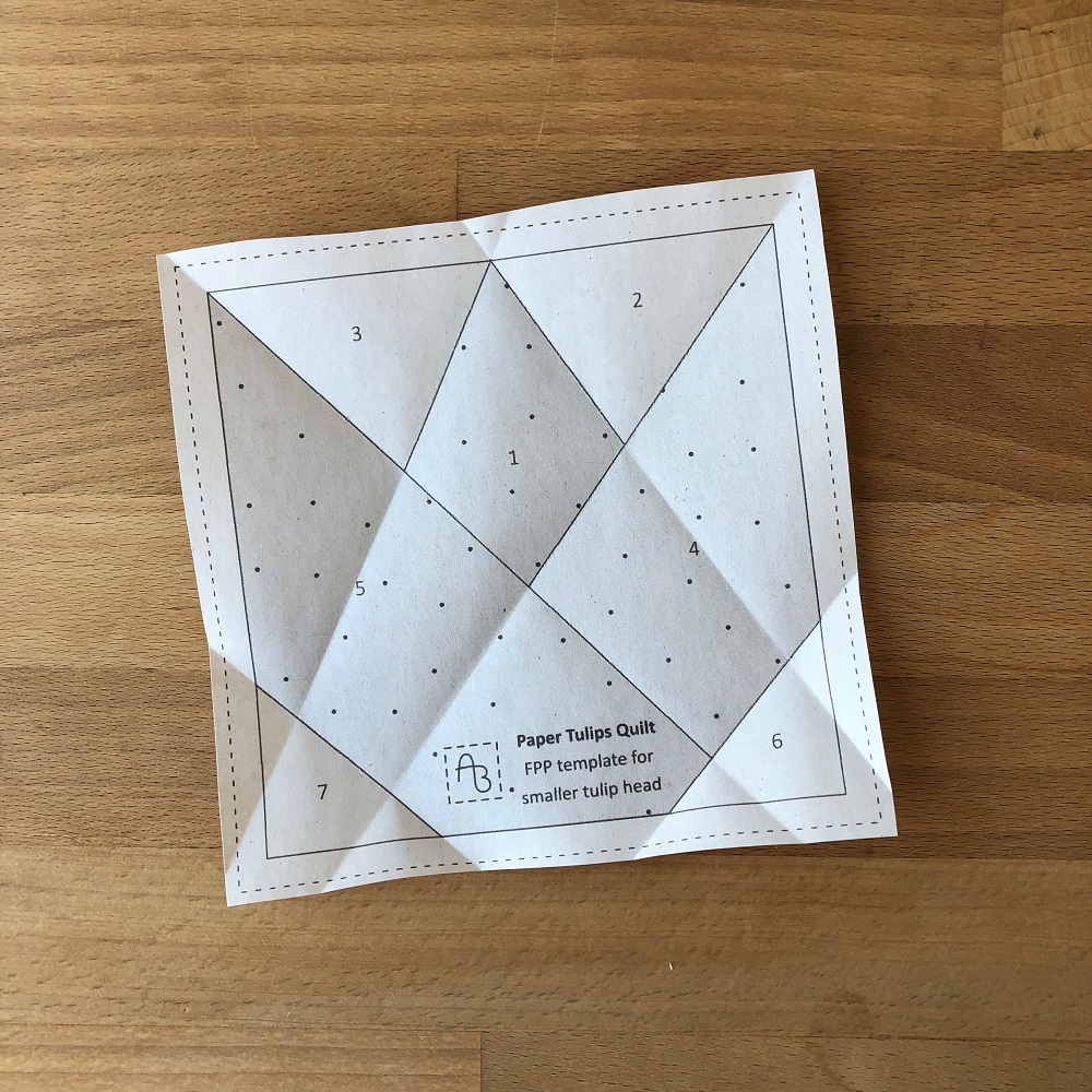 Paper Tulips: How to piece your FPP tulip heads