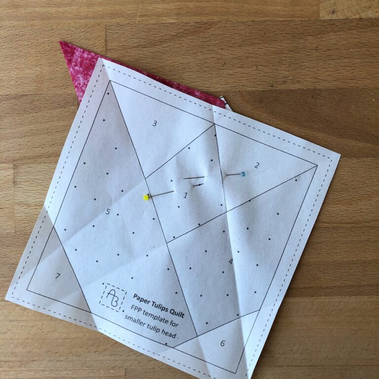 Paper Tulips: How to piece your FPP tulip heads